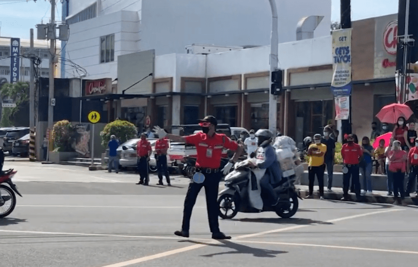 dancing traffic 3 – Digicast Negros