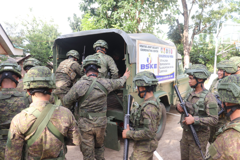 62nd IB troopers ready to secure BSKE on Monday - Digicast Negros