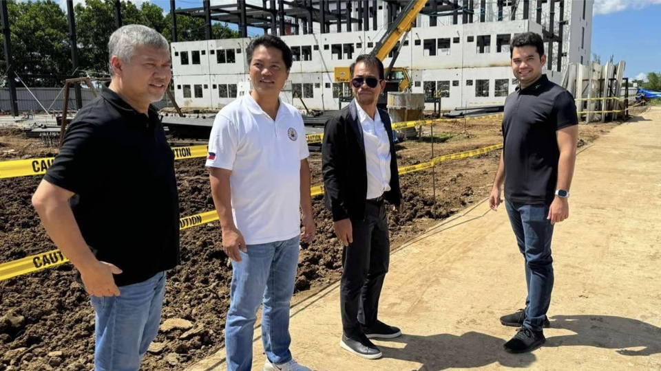 Marcos expected to lead awarding of Bacolod housing units on Dec. 20 ...