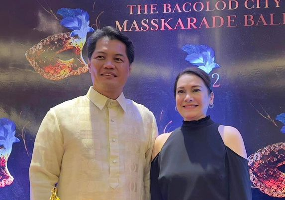 Bacolod first lady denies separation, annulment - Digicast Negros