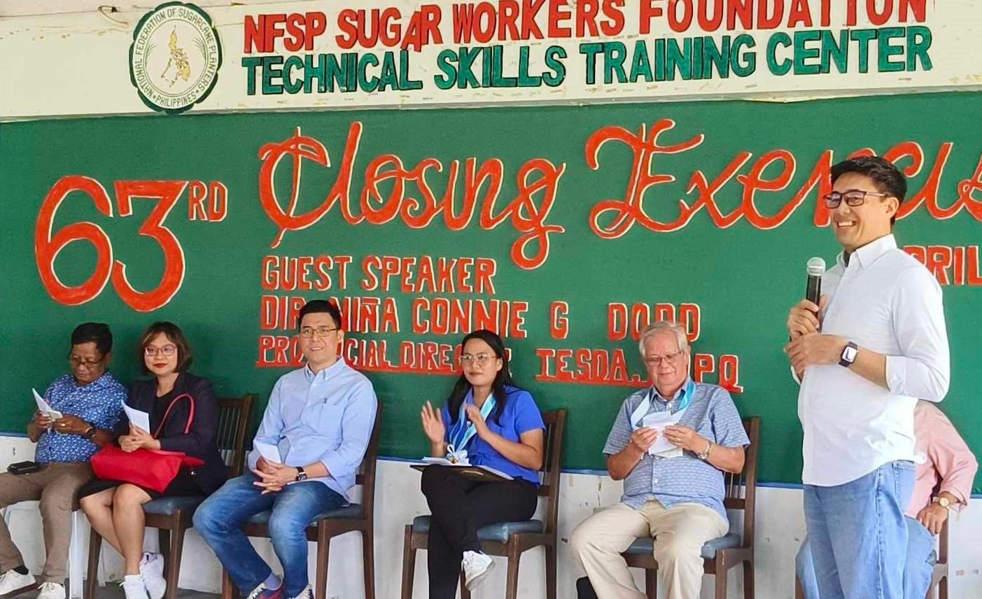 DOLE Usec joins NFSP graduation - Digicast Negros