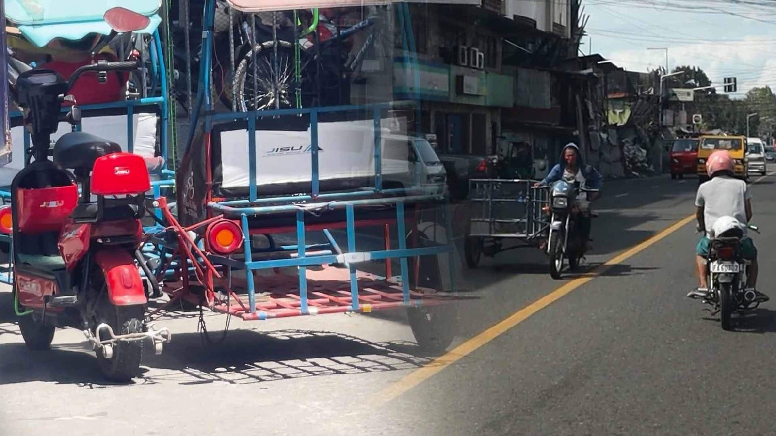 Dakpanay sang e-bike kag e-trike indi anay pagpatigayunon sa Bacolod ...